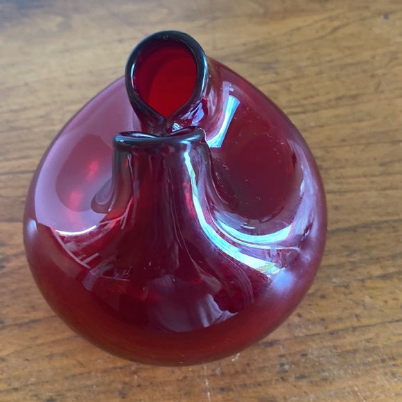 BLENKO | Art | Vintage Blenko Hand Blown Ruby Red Pinch Glass Ivy 39 ...